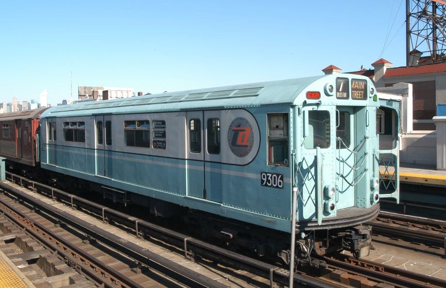 NYCTA R-33 1/8 Scale Project