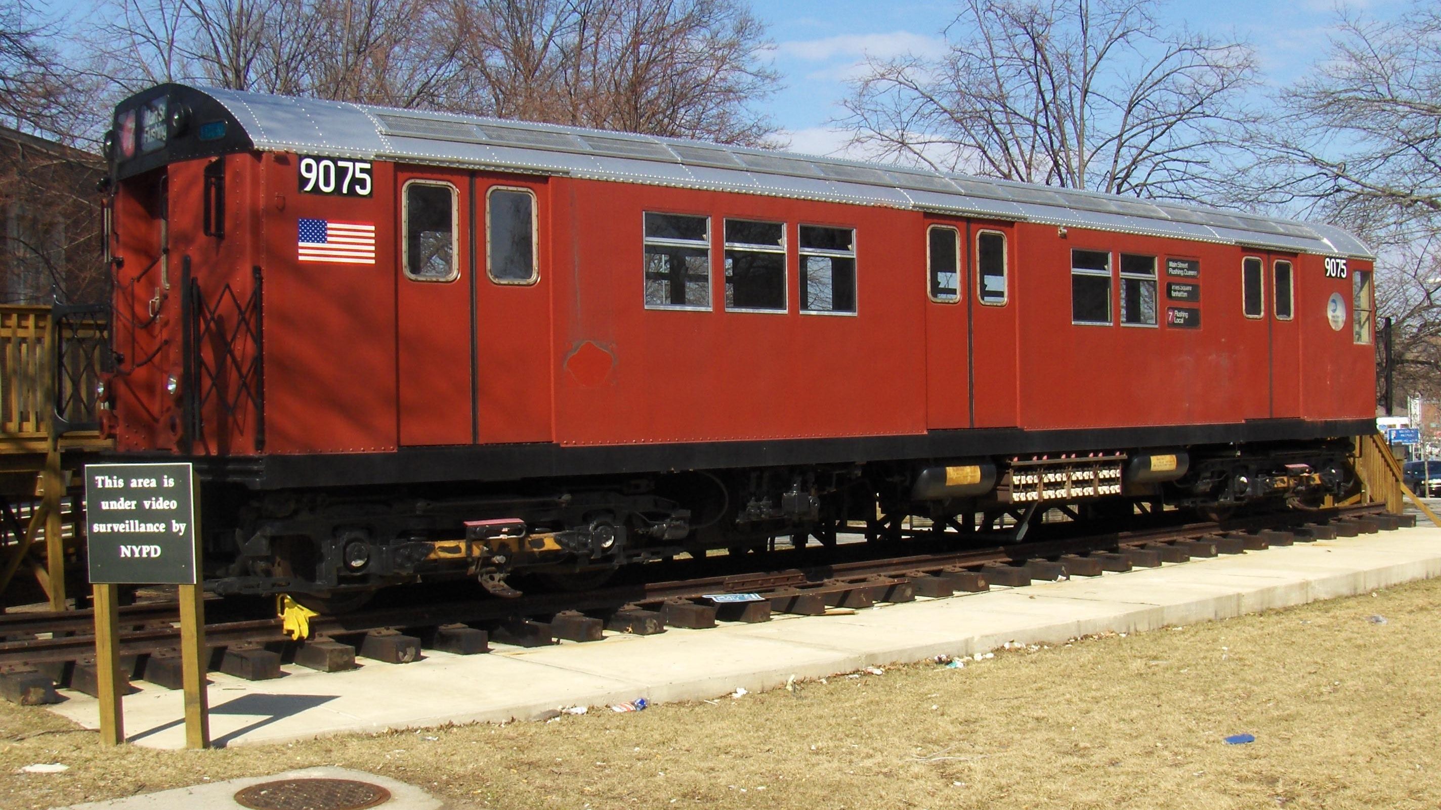NYCTA R-33 1/8 Scale Project