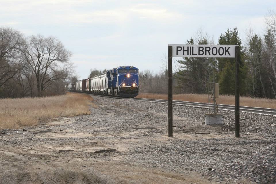 Chasing the BNSF North West of St Cloud MN
