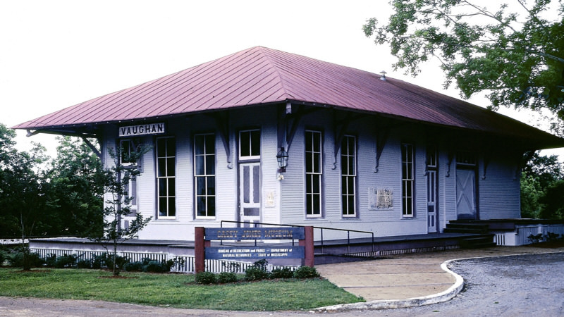 Vaughan MS Railfan Guide