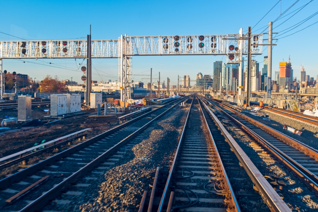 Sunnyside Yard NY Railfan Guide