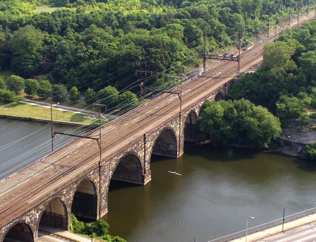 Philadelphia Railfan Guide - Train Bridges and Tunnels
