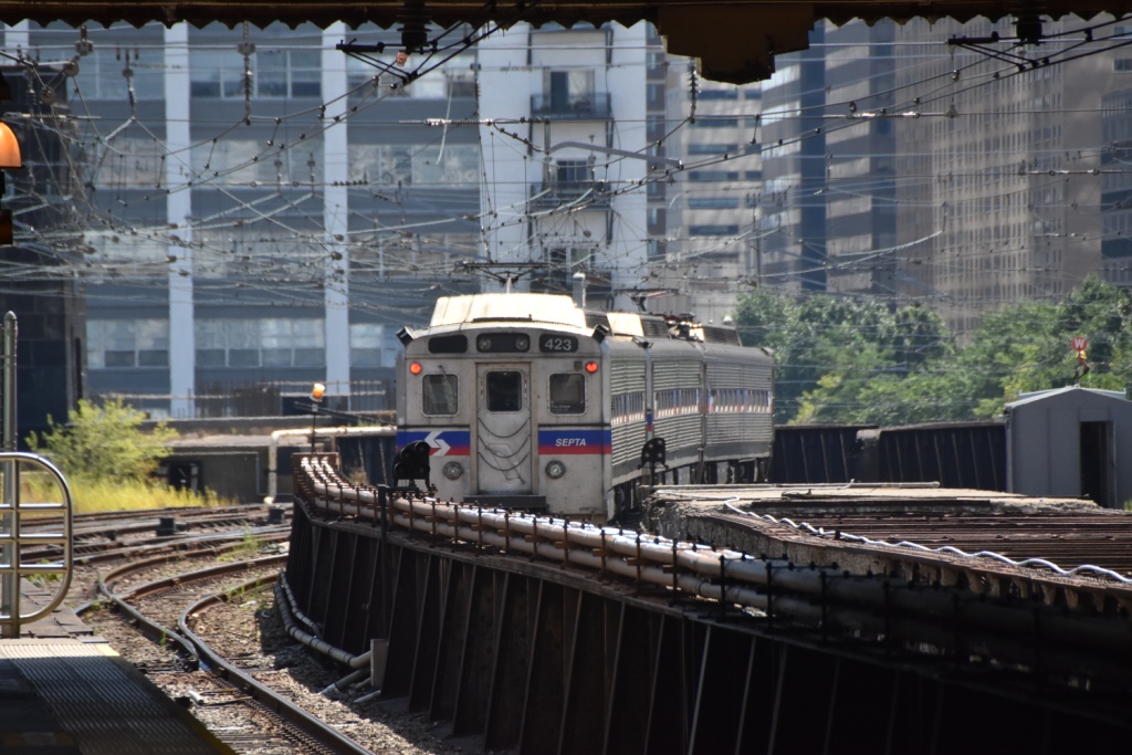 Philadelphia Railfan Guide - Train Bridges and Tunnels