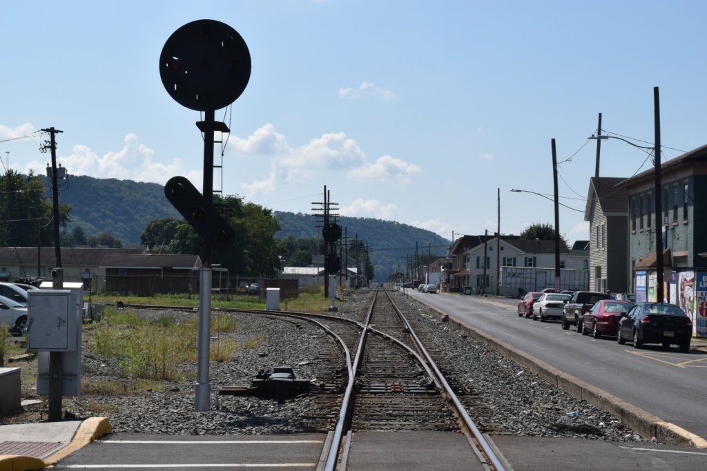 Sunbury PA Railfan Guide