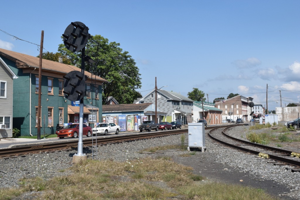 Sunbury PA Railfan Guide